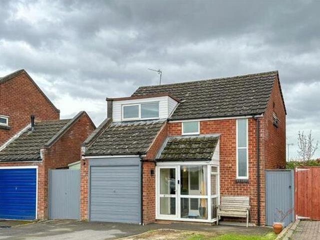 3 Bedroom Detached House For Sale In Hampton Magna