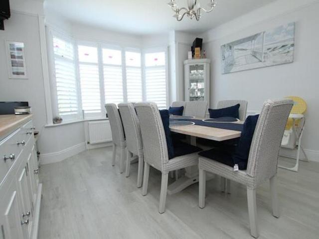3 bedroom detached house for sale in Harbour Hill Crescent, Oakdale, Poole, BH15