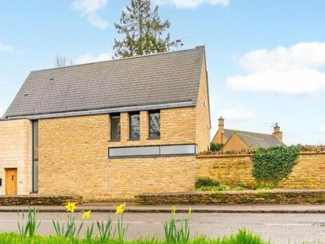 3 Bedroom Detached House For Sale In Harrold, Bedfordshire