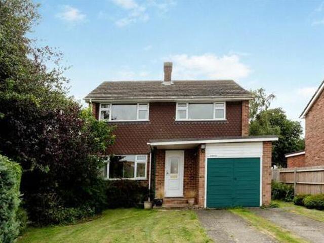 3 Bedroom Detached House For Sale In Hartley, Kent