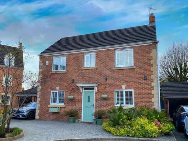 3 Bedroom Detached House For Sale In Heywood, Greater Manchester