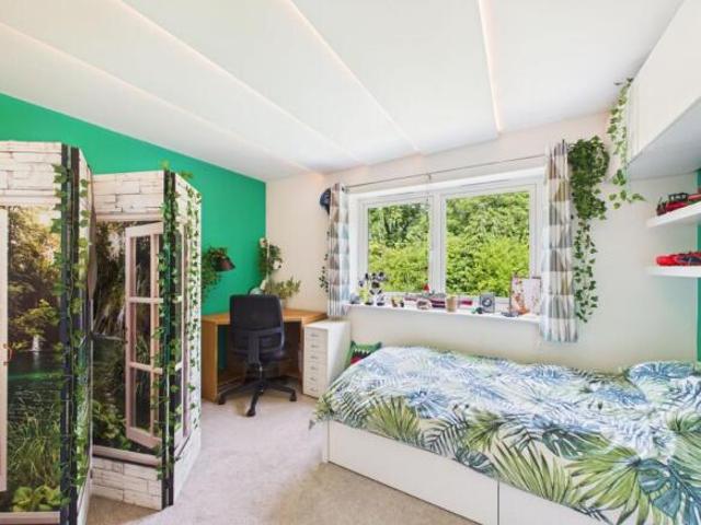 3 bedroom detached house for sale in Headbourne Close, Gateacre, Liverpool. L25