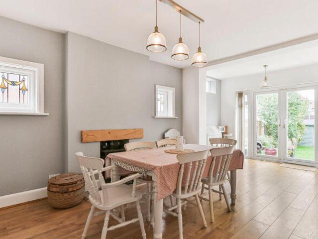 3 bedroom detached house for sale in Heather View Road, Poole, BH12