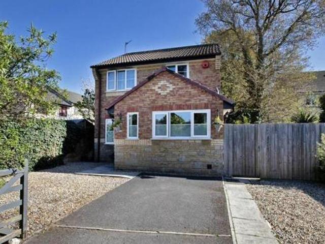 3 Bedroom Detached House For Sale In Heathfield