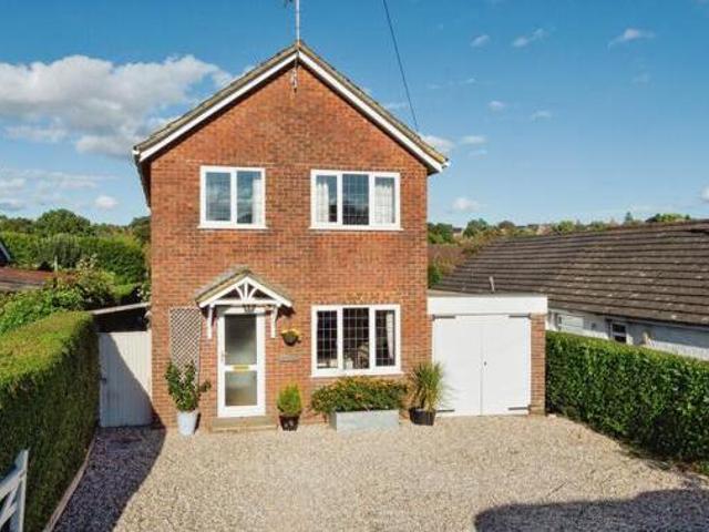 3 Bedroom Detached House For Sale In Heathfield, East Sussex