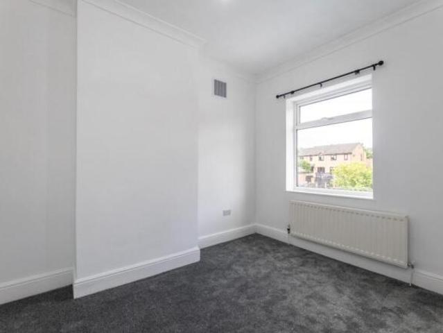 3 bedroom detached house for sale in Helena Street, Kippax, Leeds, LS25