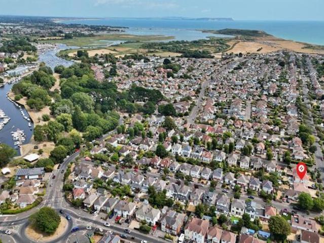 3 bedroom detached house for sale in Hengistbury Head, BH6
