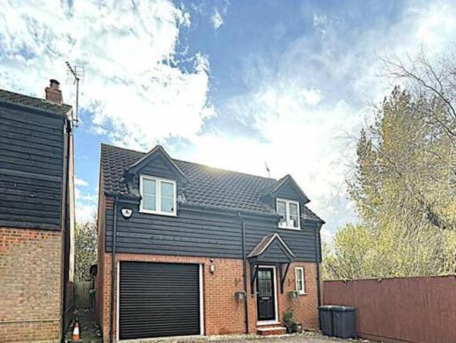 3 Bedroom Detached House For Sale In Henlow
