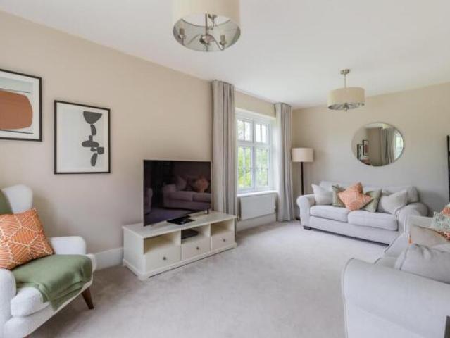 3 bedroom detached house for sale in Heol Nant Glandulas, Lisvane, Cardiff, CF14