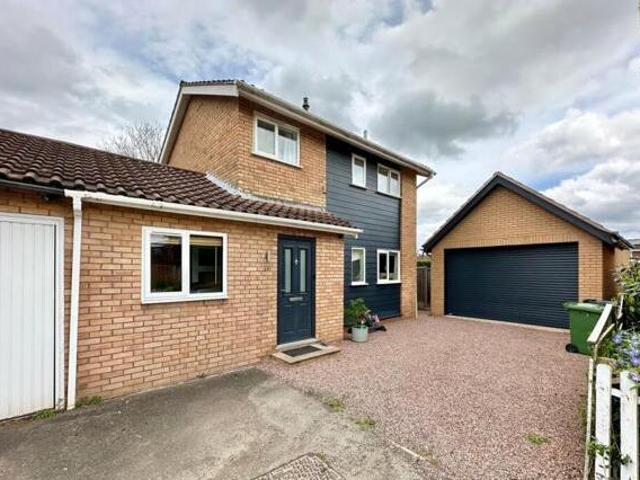 3 Bedroom Detached House For Sale In Hereford