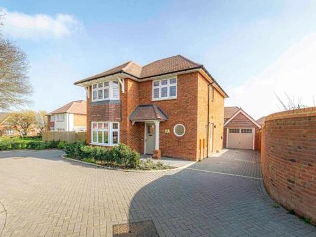 3 Bedroom Detached House For Sale In Hersden