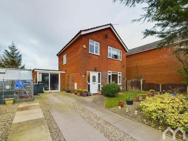 3 Bedroom Detached House For Sale In Hesketh Bank