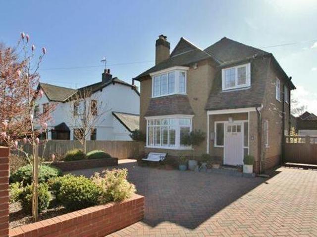 3 Bedroom Detached House For Sale In Heswall