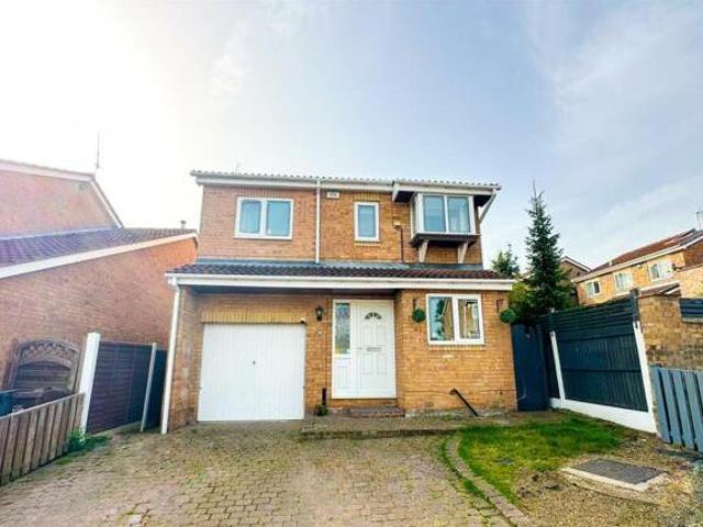 3 Bedroom Detached House For Sale In High Green