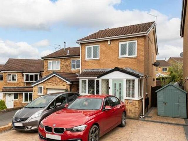 3 Bedroom Detached House For Sale In High Green