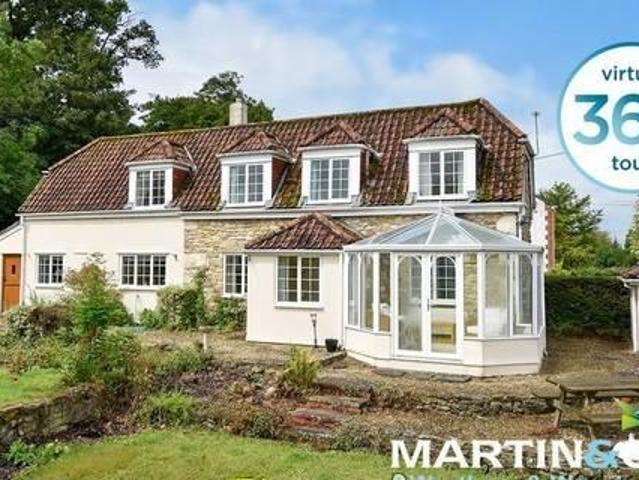 3 bedroom detached house for sale in High Street Dilton Marsh BA13