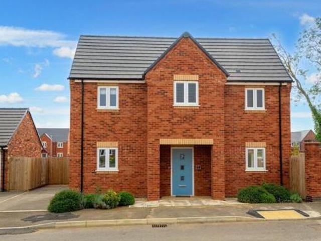 3 Bedroom Detached House For Sale In High Street, Fleckney Meadows