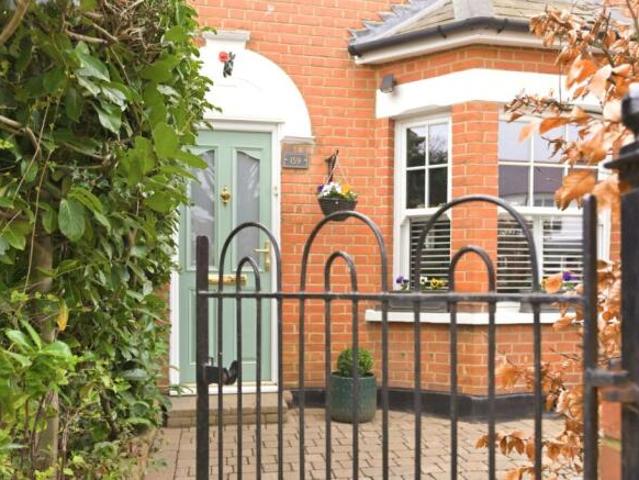 3 bedroom detached house for sale in High Street, London Colney, St. Albans, Hertfordshire, AL2