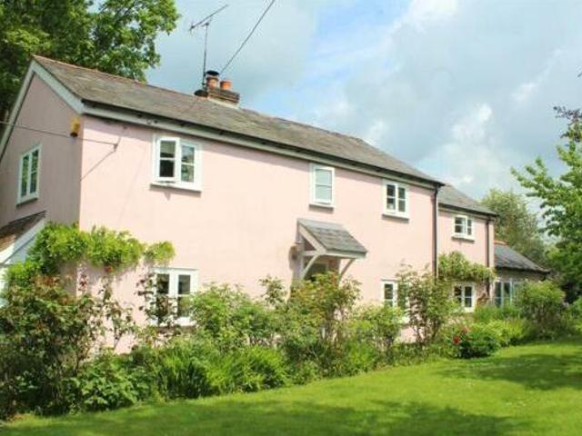 3 Bedroom Detached House For Sale In High Street, Twyford