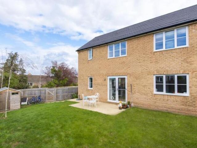 3 bedroom detached house for sale in Highbank Close, Oxford, OX3