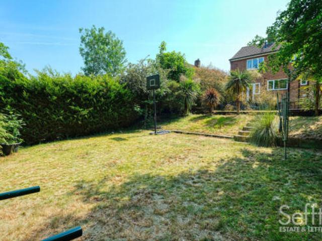 3 bedroom detached house for sale in Highfield Close, Norwich, Norfolk, NR7