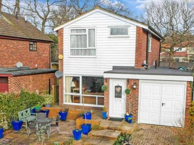 3 Bedroom Detached House For Sale In Hildenborough, Tonbridge