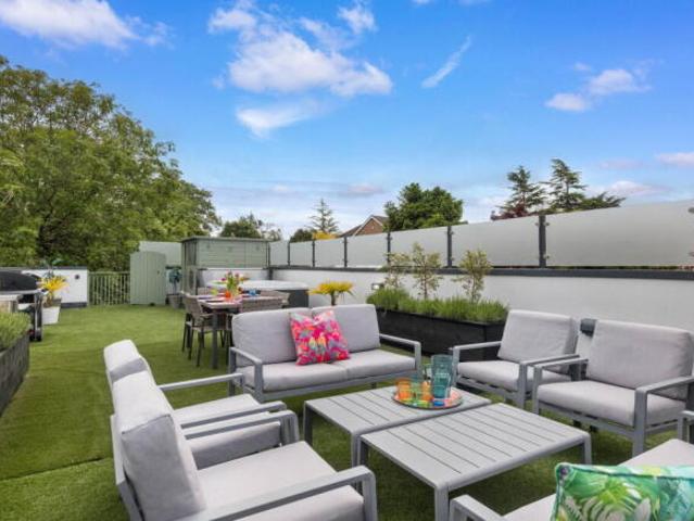 3 bedroom detached house for sale in Hilltop House, Cromwell Crescent Lane, Worcester. WR5 2LD, WR5
