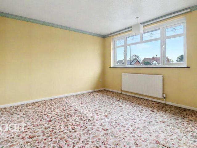 3 bedroom detached house for sale in Hinckley Road, Coventry, CV2