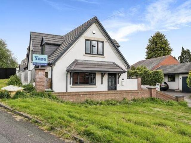 3 Bedroom Detached House For Sale In Hindley