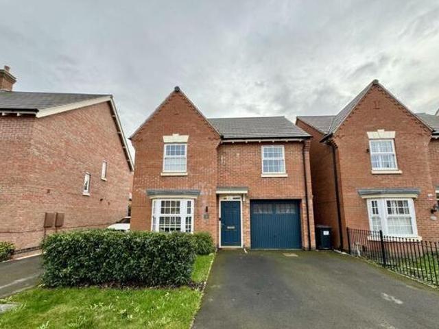 3 Bedroom Detached House For Sale In Hugglescote, Coalville