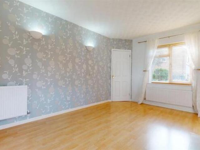 3 bedroom detached house for sale in Hunsdon Close, Stantonbury Fields, Milton Keynes, MK14