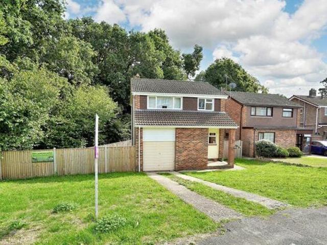 3 Bedroom Detached House For Sale In Hythe
