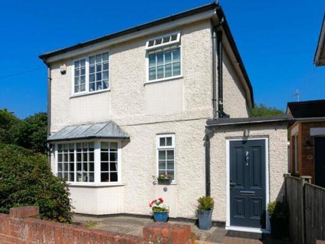 3 Bedroom Detached House For Sale In Hythe