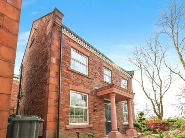 3 Bedroom Detached House For Sale In Hyde, Greater Manchester