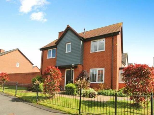 3 Bedroom Detached House For Sale In Ibstock, Leicestershire