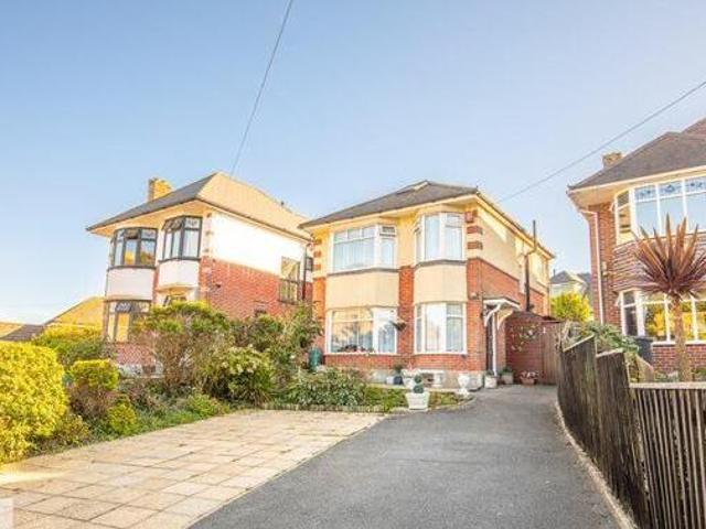 3 Bedroom Detached House For Sale In Iford