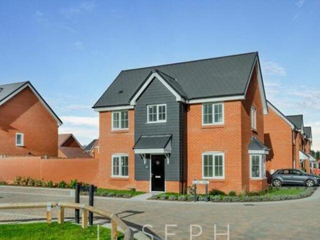 3 Bedroom Detached House For Sale In Ipswich