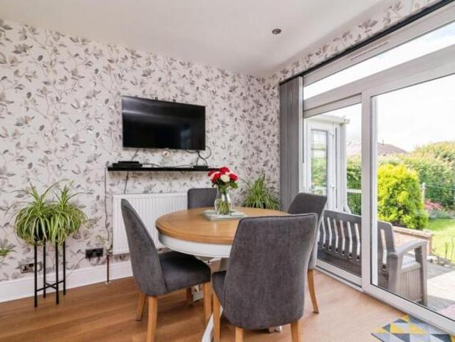 3 bedroom detached house for sale in Jarvis Avenue, Nottingham, Nottinghamshire, NG3