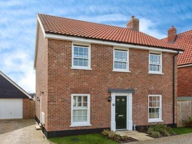 3 Bedroom Detached House For Sale In Onehouse