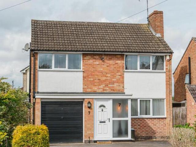 3 Bedroom Detached House For Sale In Oadby