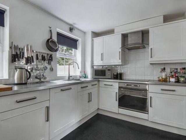 3 bedroom detached house for sale in Oak Way, Coventry, CV4