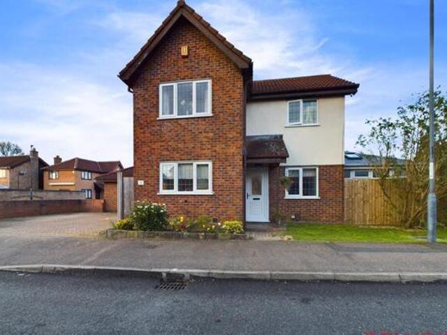 3 Bedroom Detached House For Sale In Oakwood, Derby