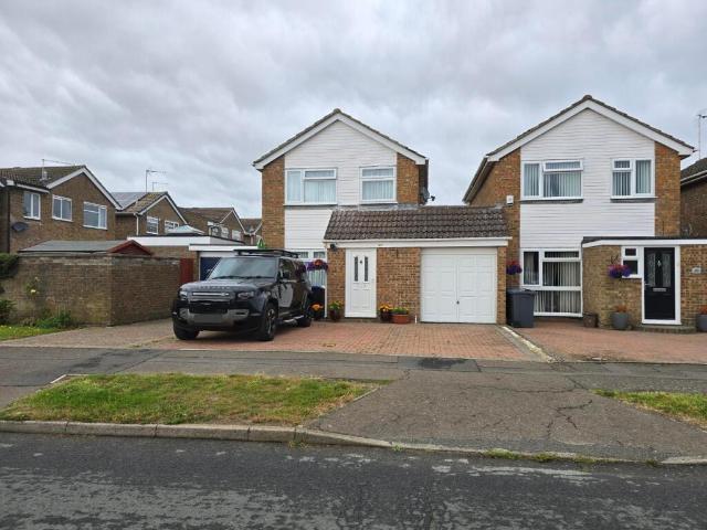 3 bedroom detached house for sale in Obelisk Rise, Kingsthorpe, NN2 8TW, NN2