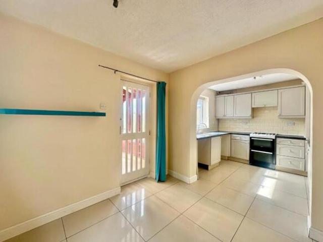 3 bedroom detached house for sale in Obelisk Rise, Kingsthorpe, Northampton NN2