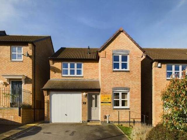 3 Bedroom Detached House For Sale In Off Henhurst Hill