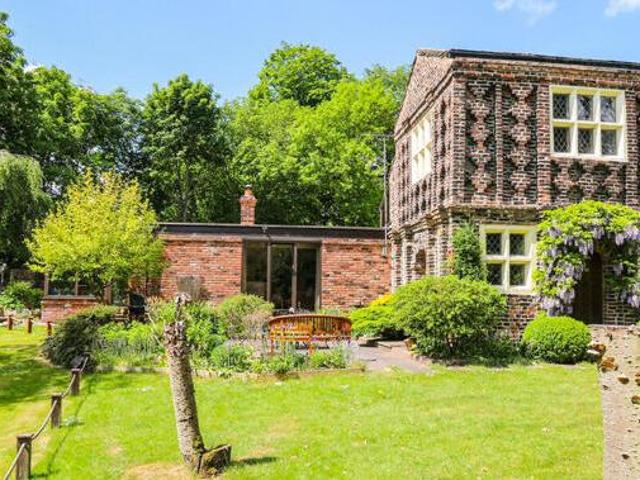 3 Bedroom Detached House For Sale In Old Hall Road