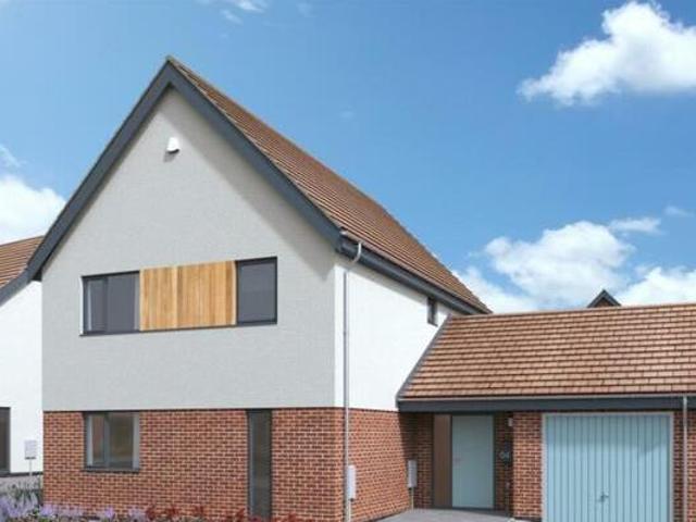 3 Bedroom Detached House For Sale In Otter Road