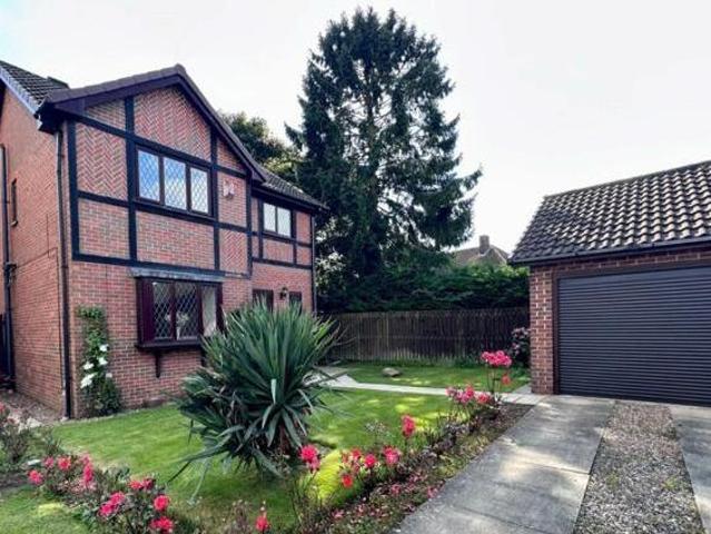 3 Bedroom Detached House For Sale In Otley