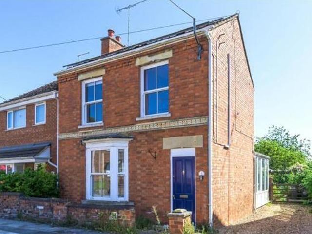 3 Bedroom Detached House For Sale In Oundle, Northamptonshire