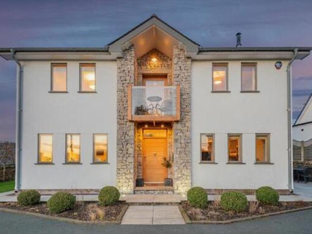 3 Bedroom Detached House For Sale In Oxenholme Lane, Kendal